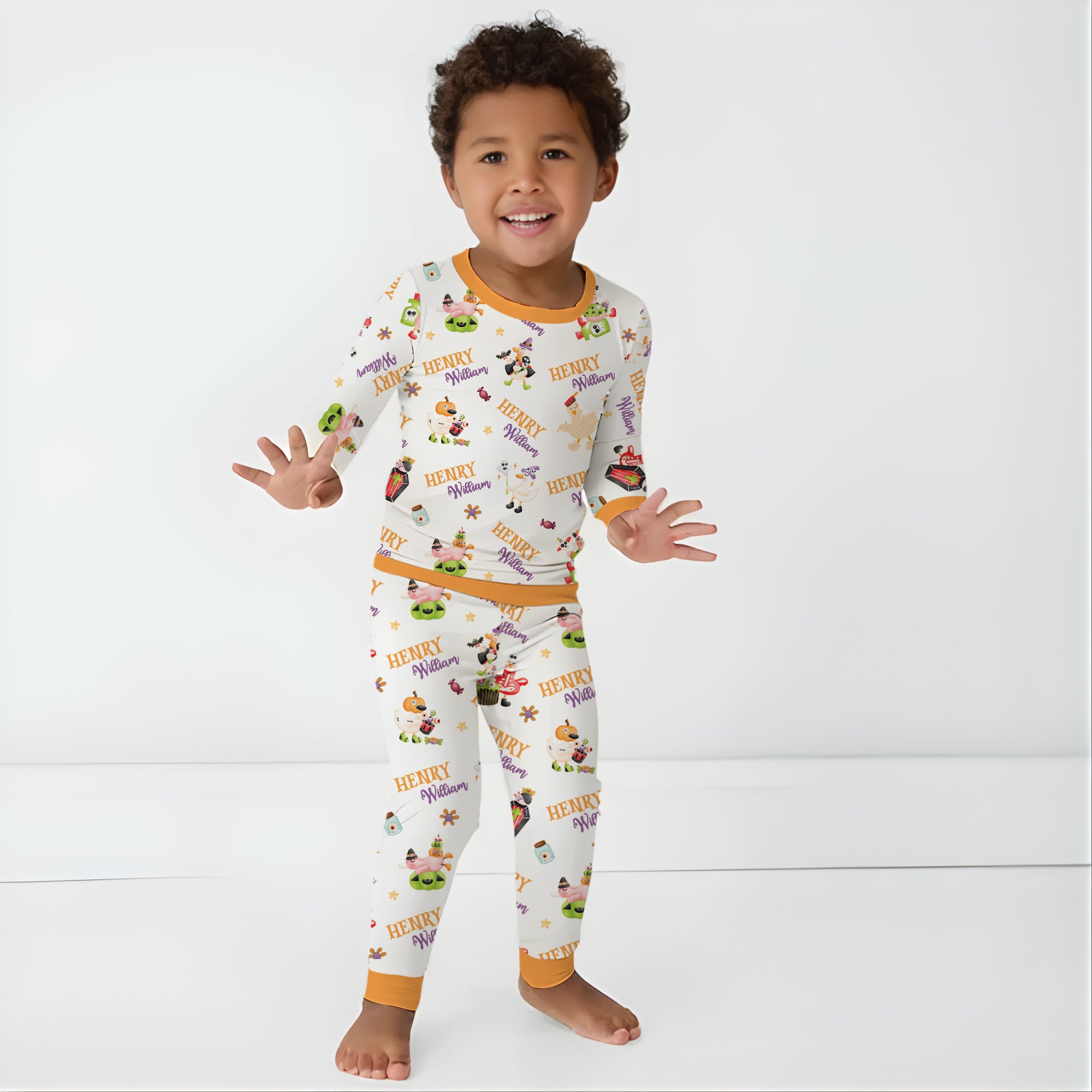 Personalized Pajama Set in Goose in Booland
